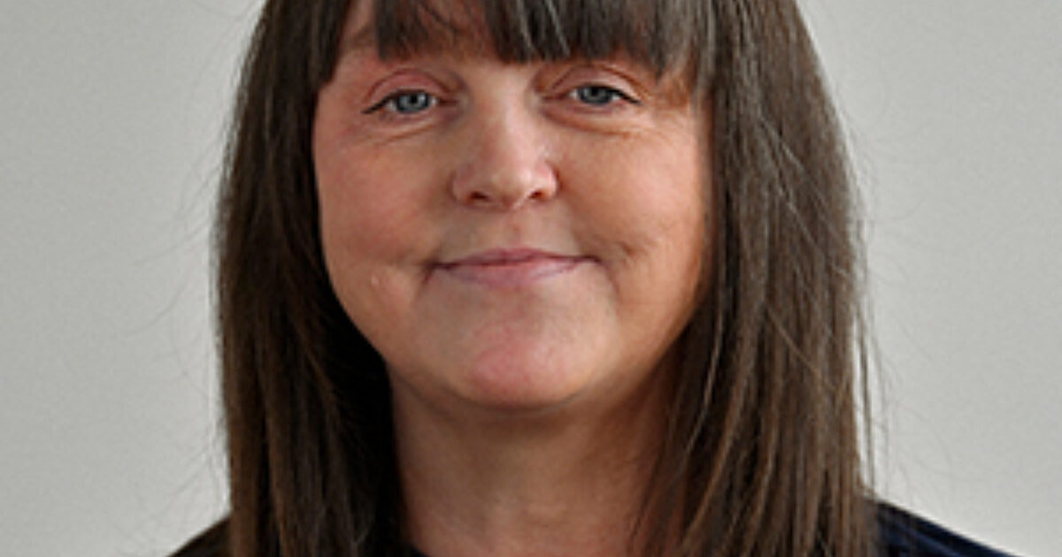 Suzanne Golden | Team | Backlit