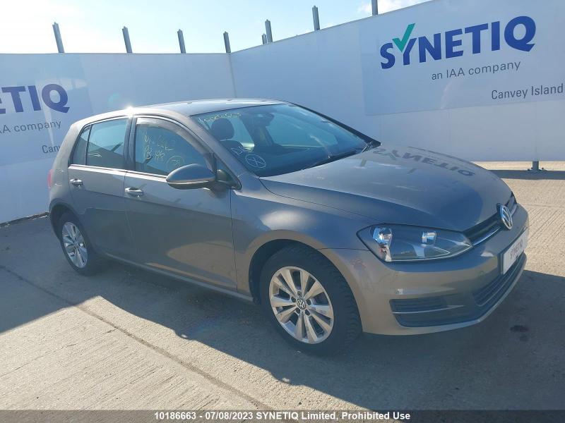 2013 VOLKSWAGEN GOLF SE TSI BLUEMOTION TECHNOLOGY D 1395cc TURBO PETROL ...