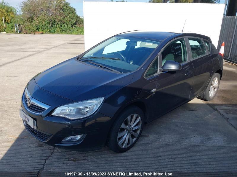 2012 VAUXHALL ASTRA ACTIVE CDTI 1686cc TURBO DIESEL MANUAL 6 Speed 5 ...