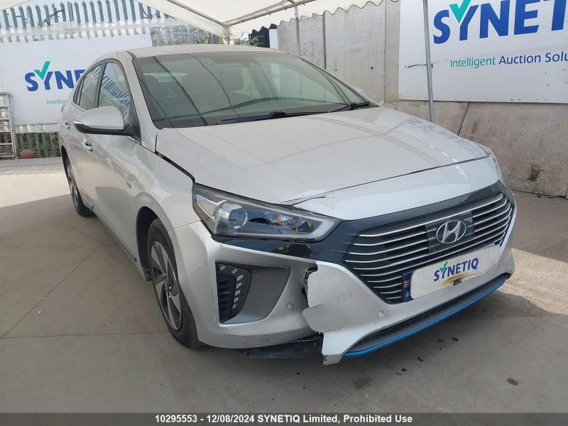 2019 HYUNDAI IONIQ PREMIUM SE HEV 1580cc PETROL/ELECTRIC SEMI AUTO 5 DOOR HATCHBACK at IAA GL2 5DF