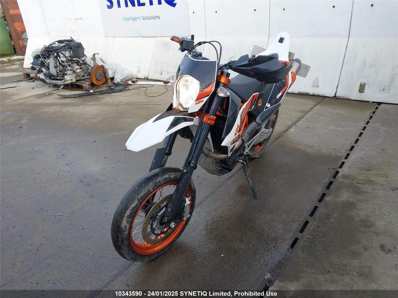 2014 KTM EXC 690 SMC 690cc PETROL MOTORCYCLE at IAA GL2 5DF