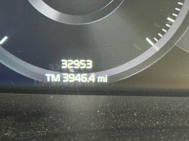 2018 Volvo Xc40 T3 R-design 1477cc Turbo Petrol Manual 6 Speed 6 Estate at C.I. Motors Ltd PR4 3NJ