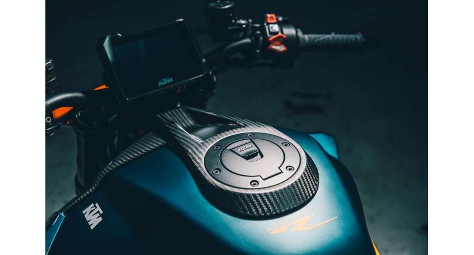 KTM IGNITION LOCK COVER