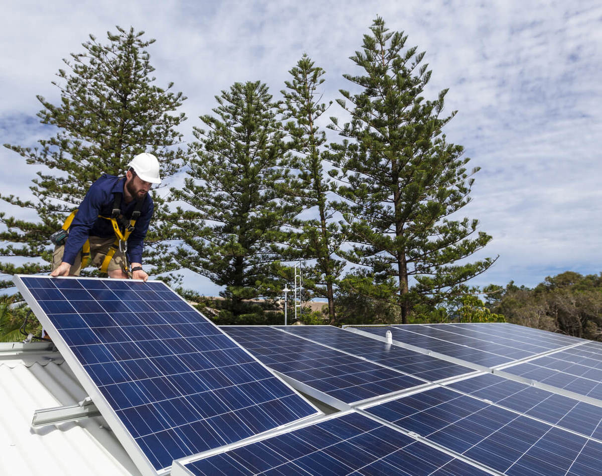 Vad kostar det att installera solceller till en villa 2025? - Solexperter