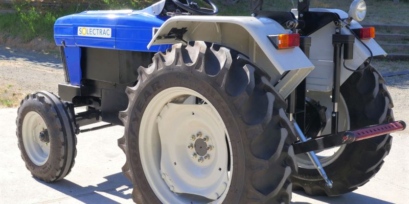 Fully-electric ‘utility’ tractor can run for ‘up to 8 hours’ on a ...