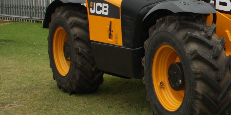 14-year-old writes ‘letter of apology’ after crashing stolen JCB into ...
