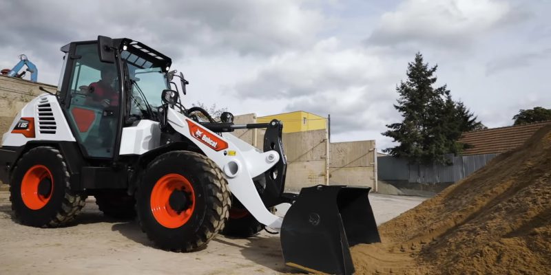 Bobcat compact wheel loader wins global design award - Agriland.co.uk