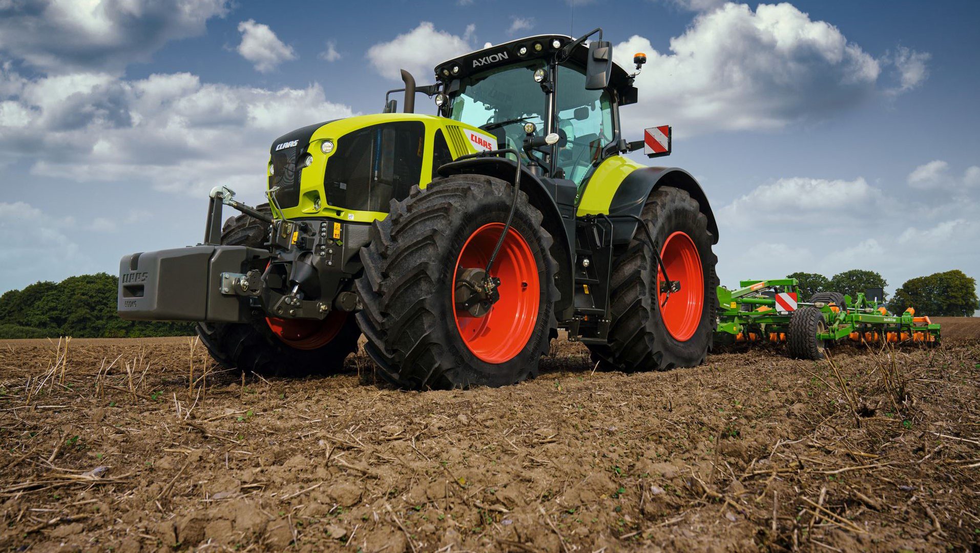 Claas UK to take apprenticeship program in-house - Agriland.co.uk