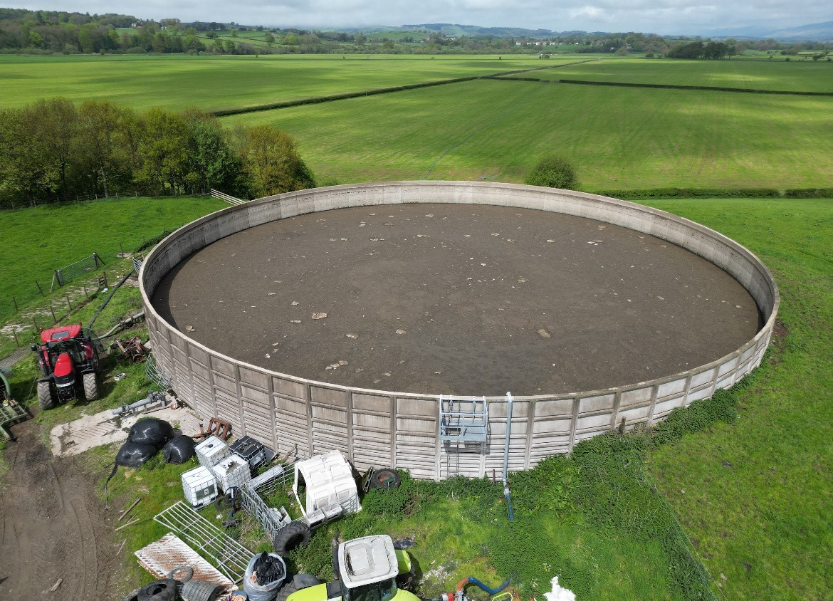New slurry inoculant reduces crust formation on slurry stores by a third - Agriland.co.uk