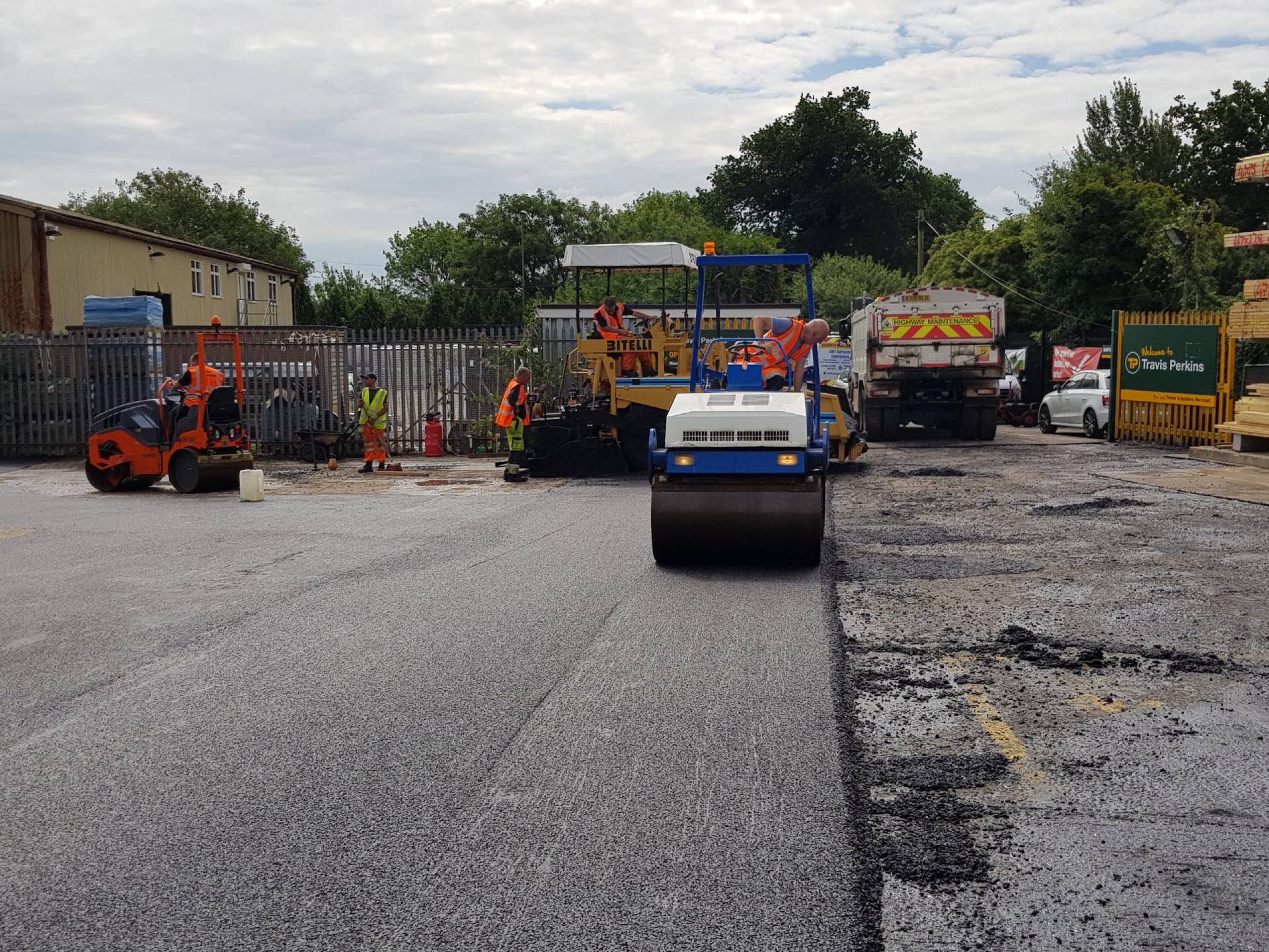 The Environmental Impact of Potholes - AMT Contractors