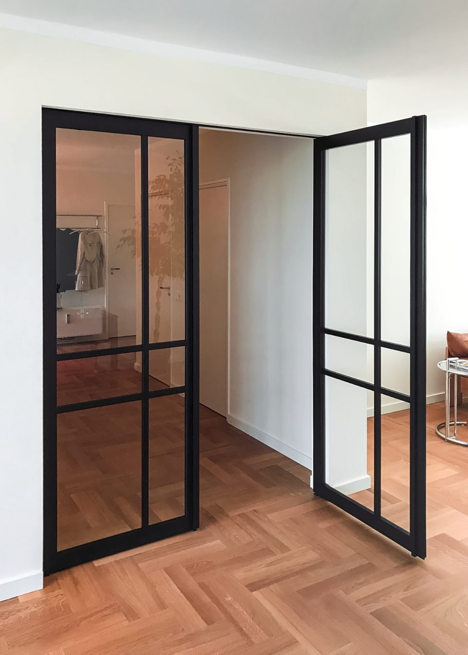 Steel look interior doors - HOOG.design - Exclusive living inspiration