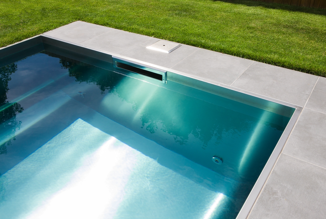 Exclusive stainless steel pool project Gistel - HOOG.design - Exclusive ...