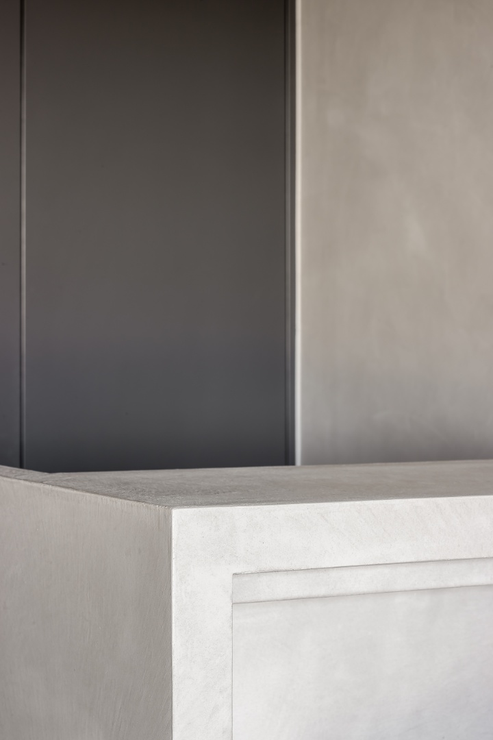Interior with concrete ciré finish - HOOG.design - Exclusive living ...