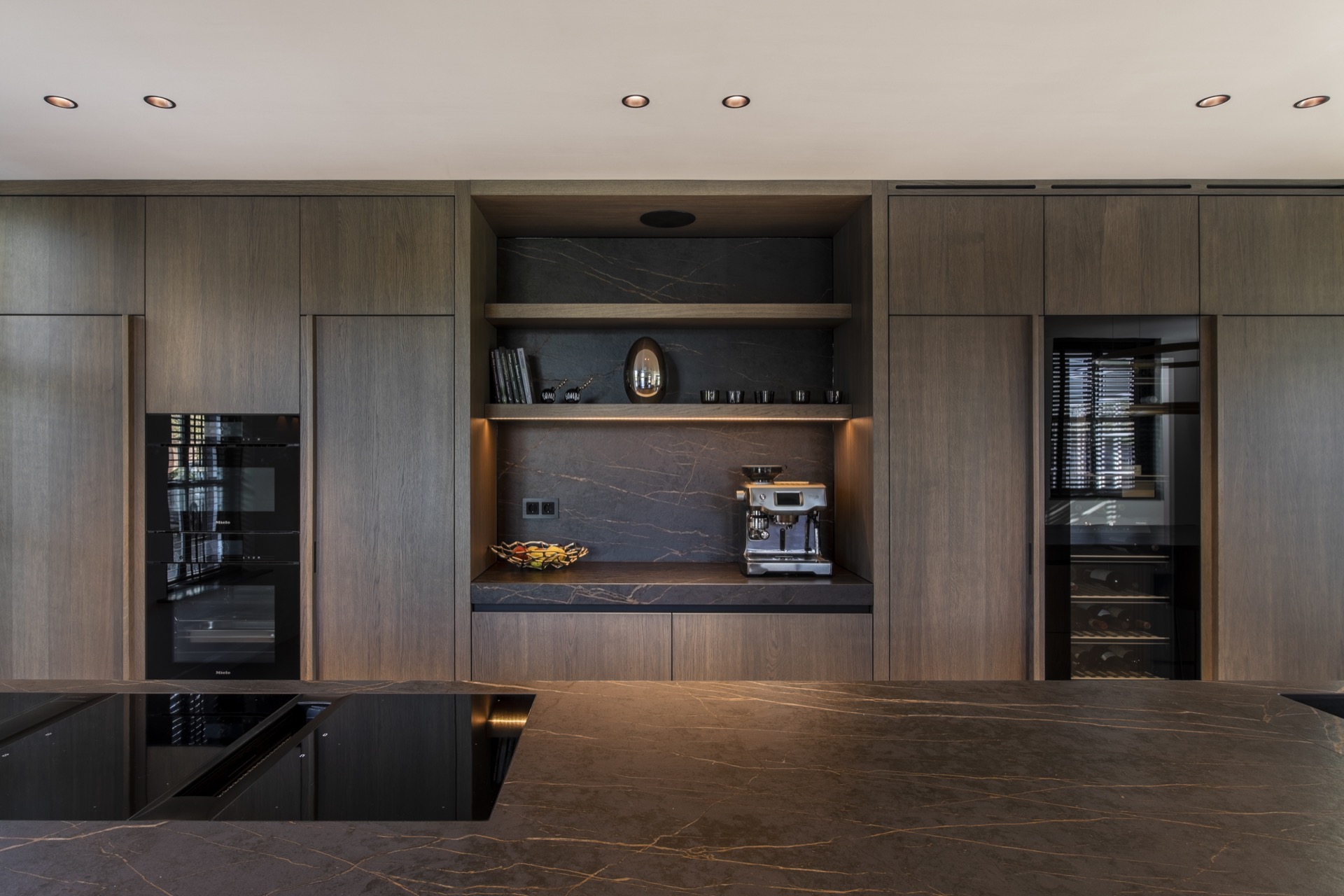 Exclusive custom interior design - HOOG.design - Exclusive living ...