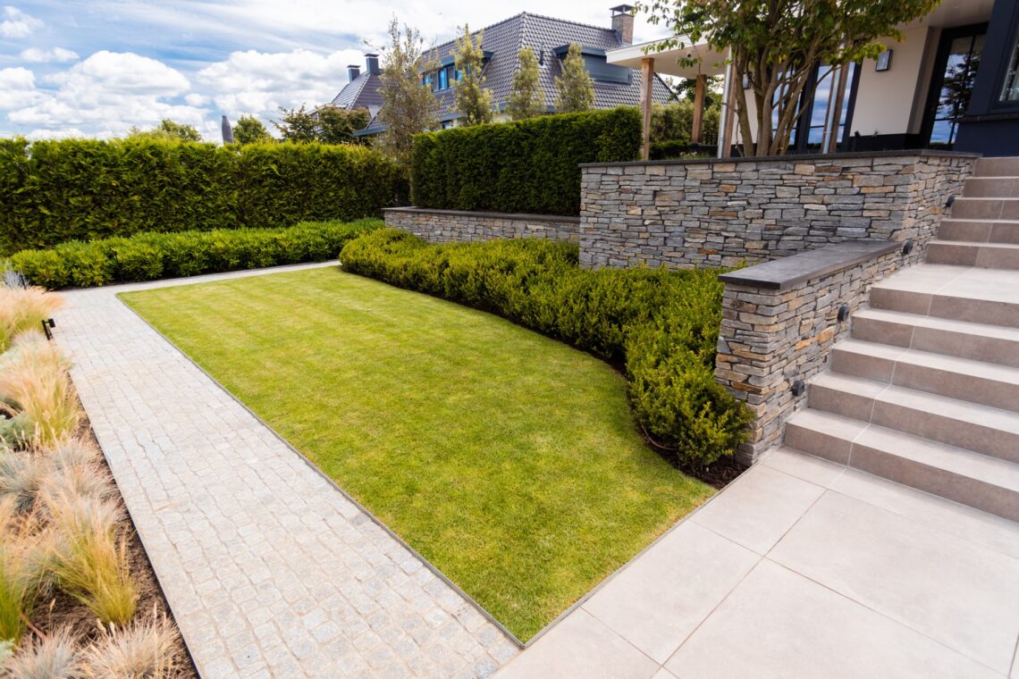 Garden with height differences - HOOG.design - Exclusive living inspiration