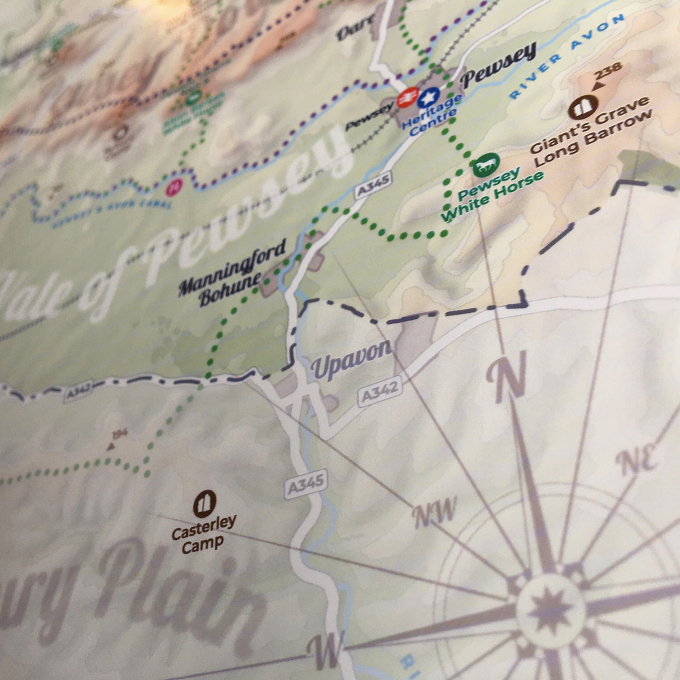 Tourist Map: Discover the N Wessex Downs AONB by FourPoint Mapping