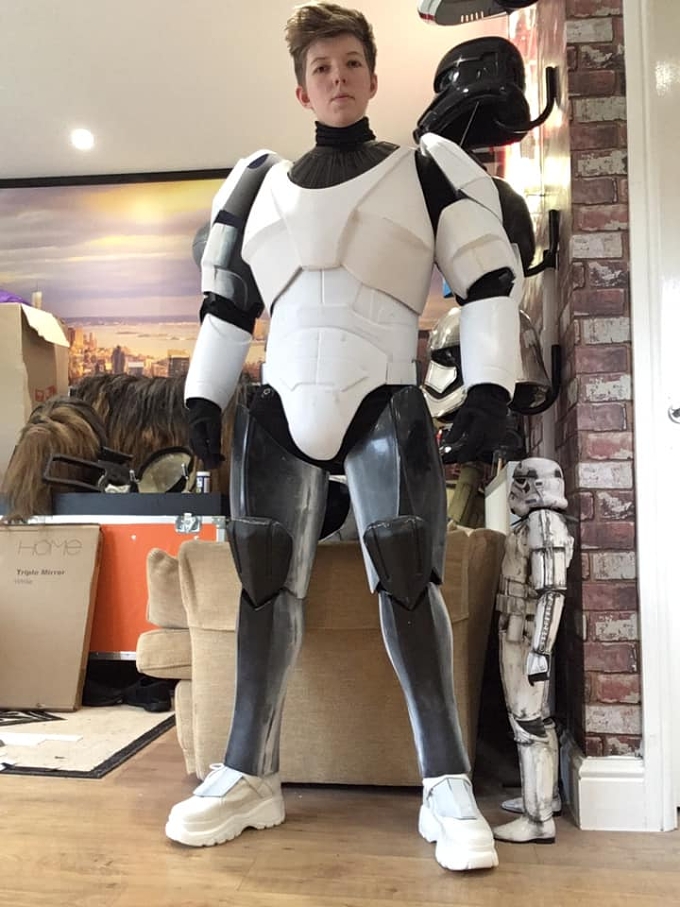 Republic Commando Armour Build by Alea Holland