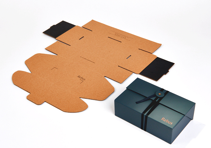 Rebus Signet Ring Boxes by Progress Packaging for Rebus