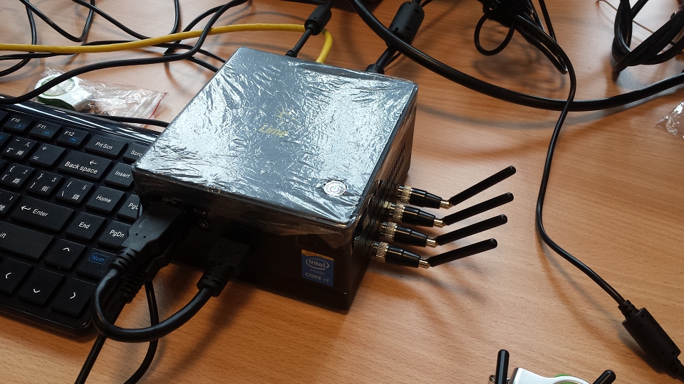 Mini computer RF Hub - Autonomous IOT hub by Alon Alex Gross for Lime ...