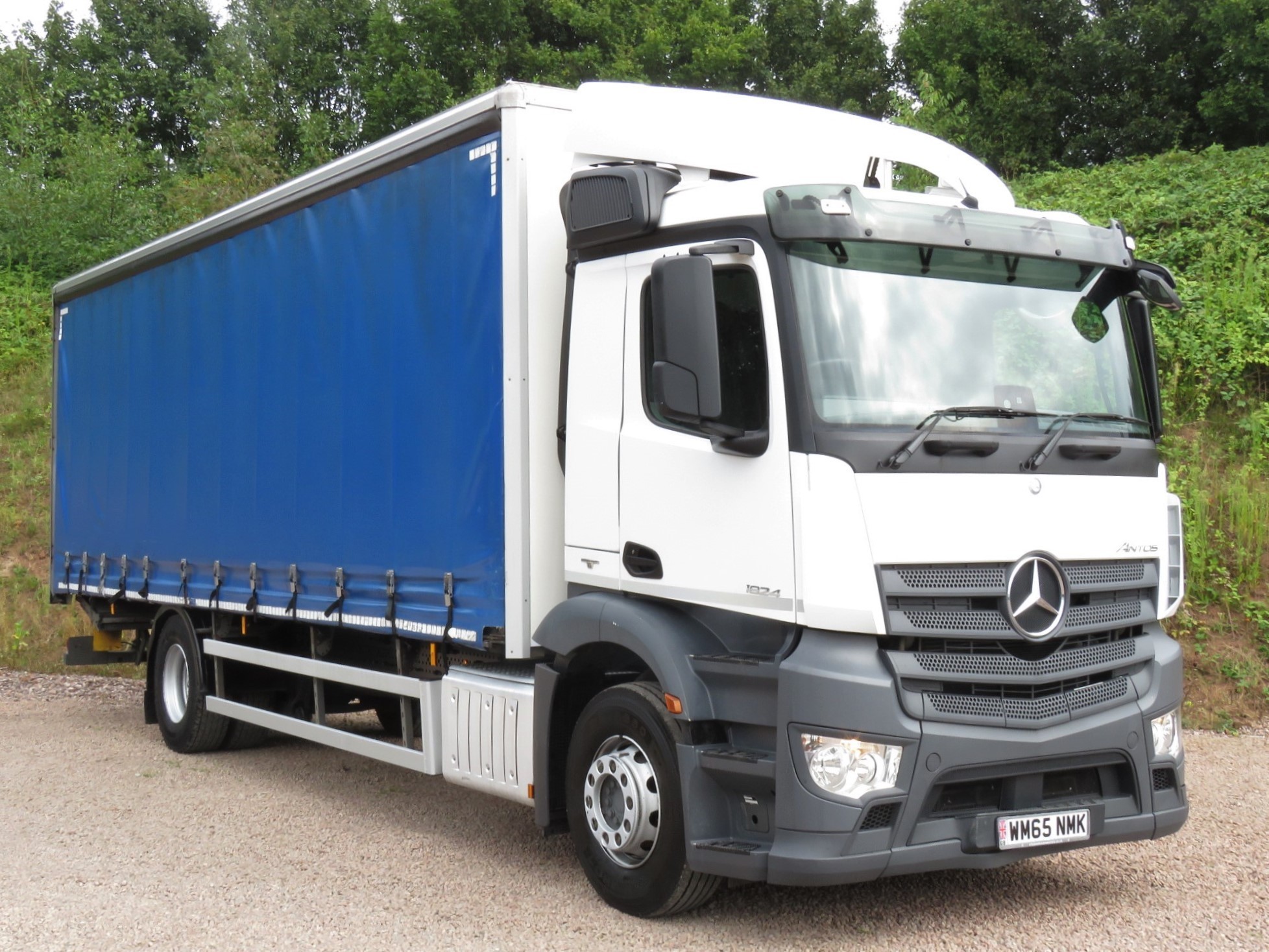 Used Curtainsiders - PM Commercials