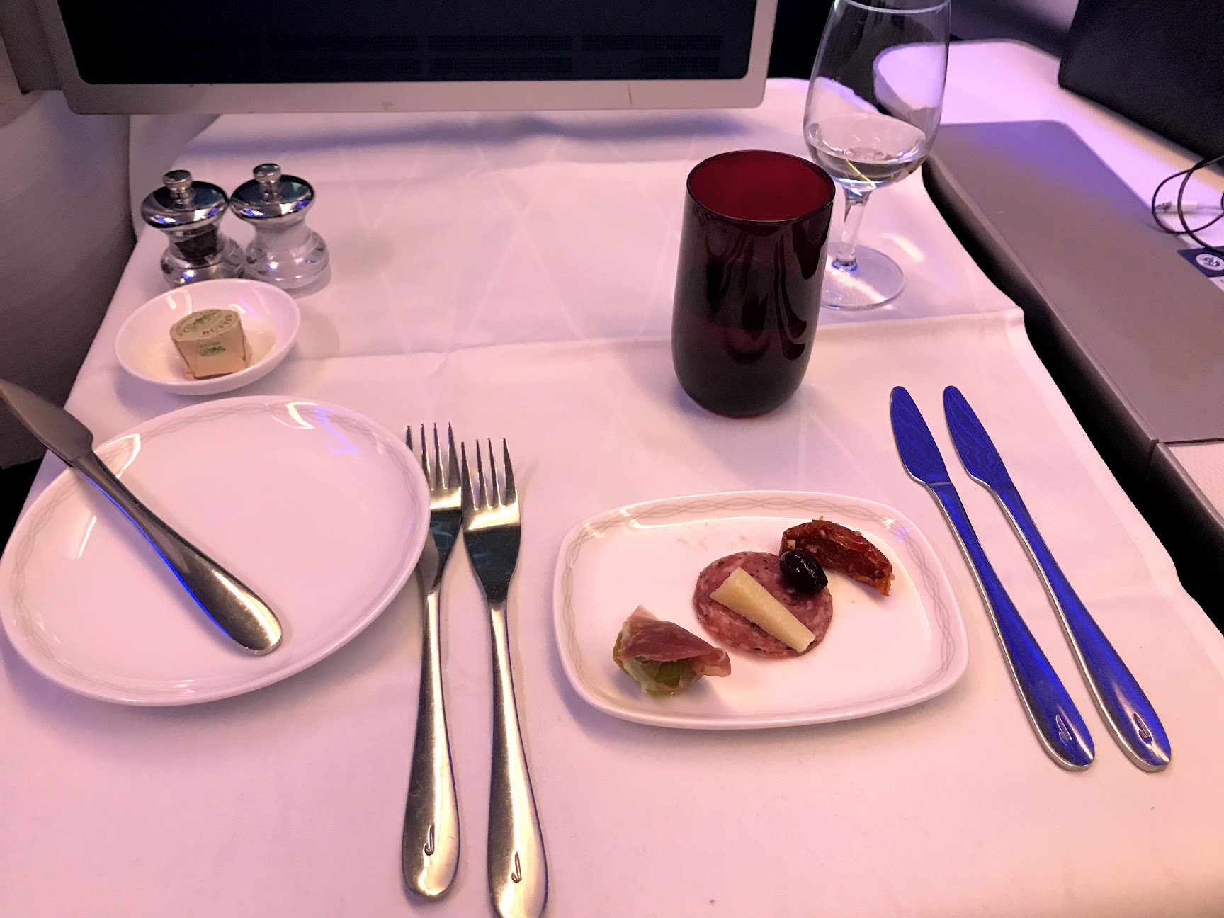 The wonderful world of airplane food - BoardingGroup.One