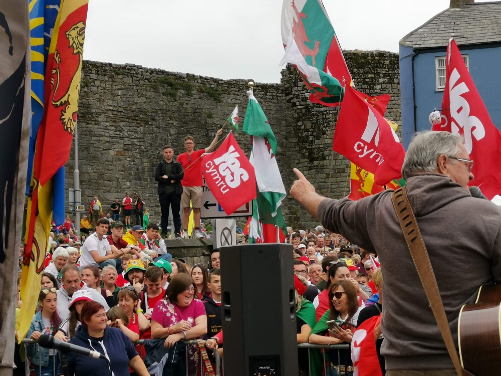Dafydd Iwan: How a folk hero became a Welsh football icon