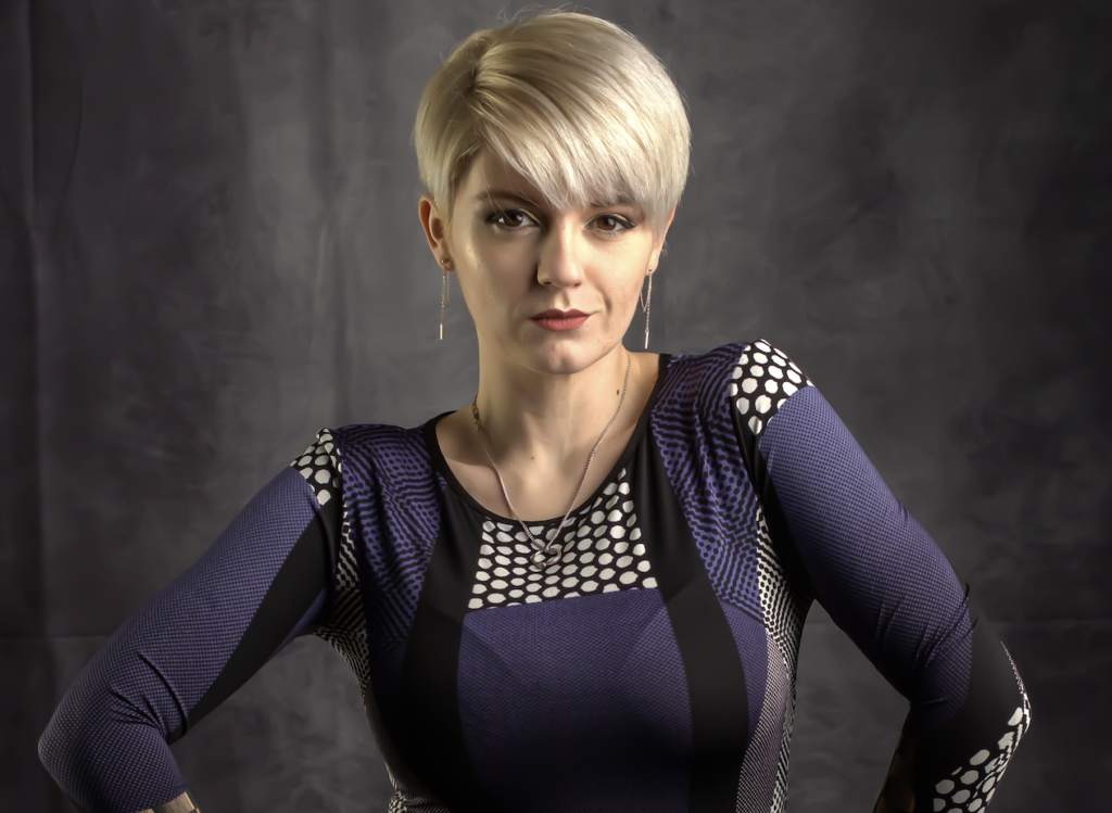 Watch: Welsh singer's brilliant mash-up of Yma O Hyd