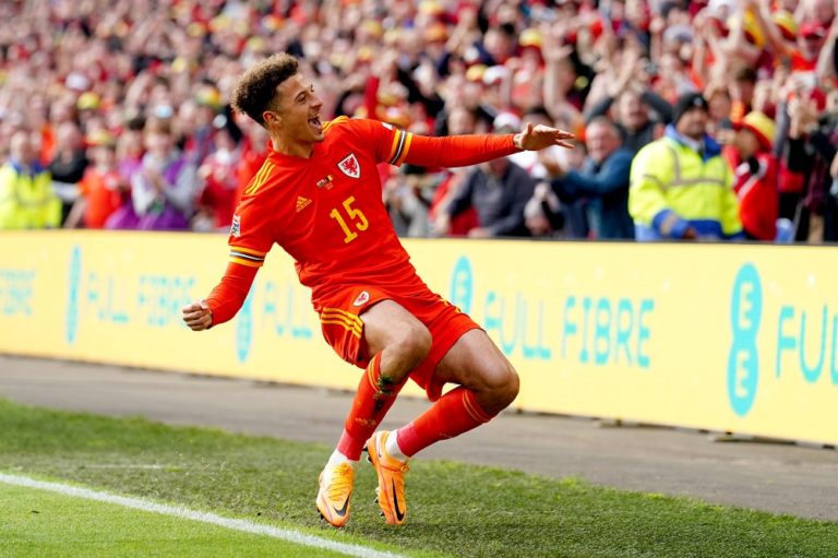 Wales boss sends Chelsea’s Ethan Ampadu game-time warning ahead of ...