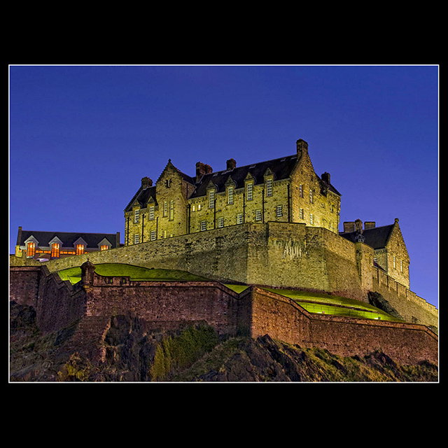 Holiday accommodation located by the beach in Kinghorn, Fife, Scotland