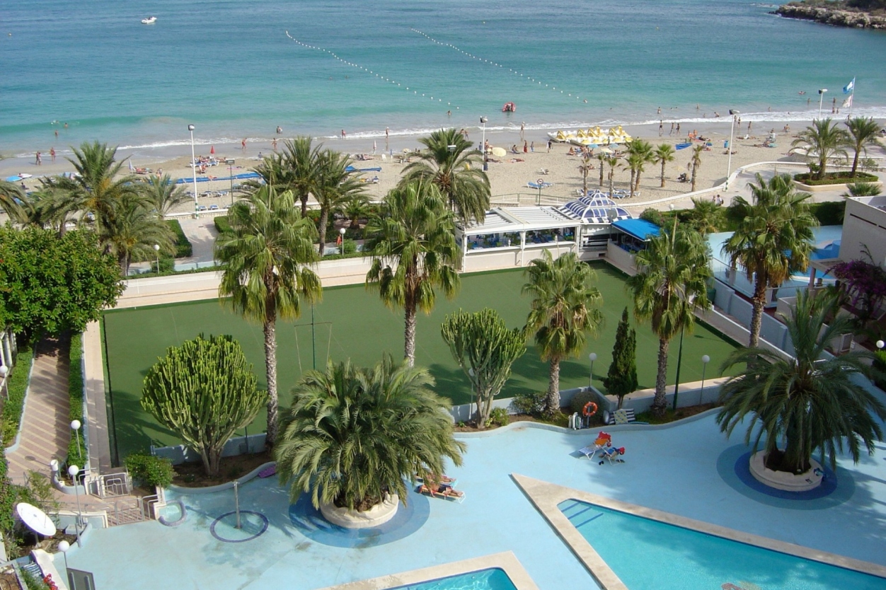 Calpe Paseo Bowls Club welcomes visitors from all over Europe | *Sports ...