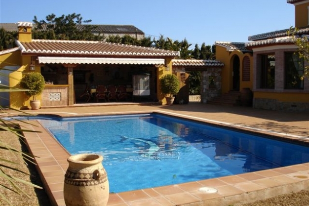 General Pools - Pool Construction & Maintenance | Pool Construction ...