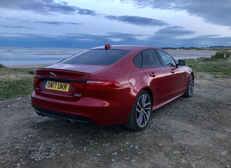 Jaguar XF R-Sport – Classy Cat!