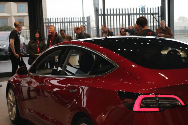 Tesla Model 3 Makes Its UK Debut