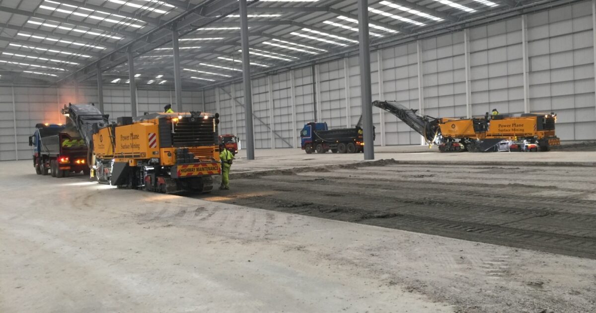 Power Plane | Warehouse floor - London Gateway Port