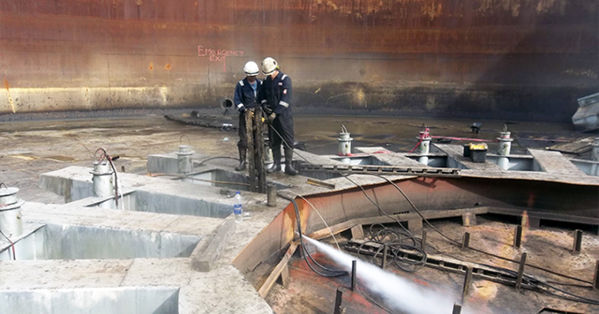 Concrete Hydrodemolition of Station platforms - Rgl