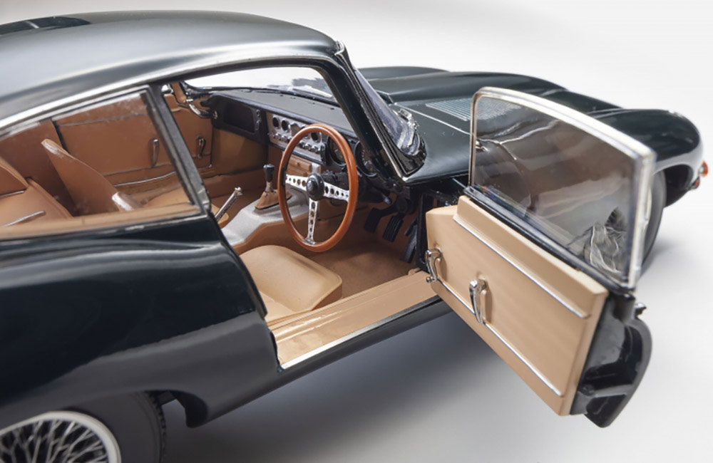 1:18 Jaguar E Type - British Racing Green