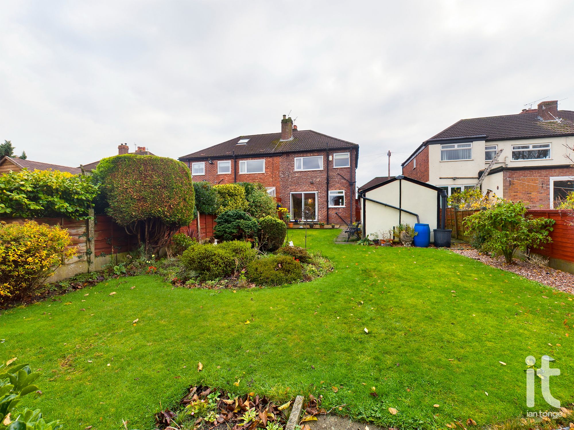 Beauvale Avenue, Offerton, Stockport, SK2 - 3 bedroom semi-detached ...