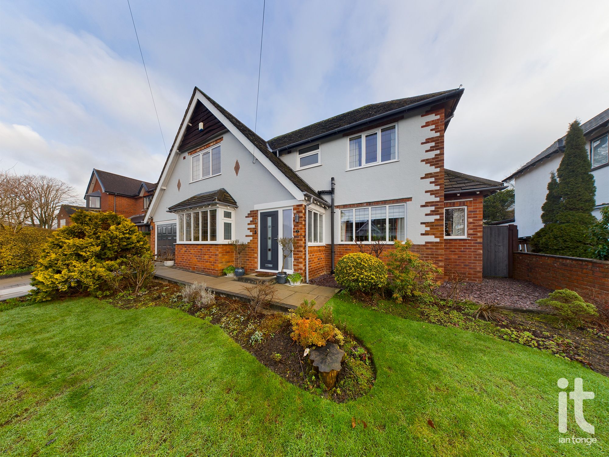 Properties for sale, or to let, page 1 - Ian Tonge