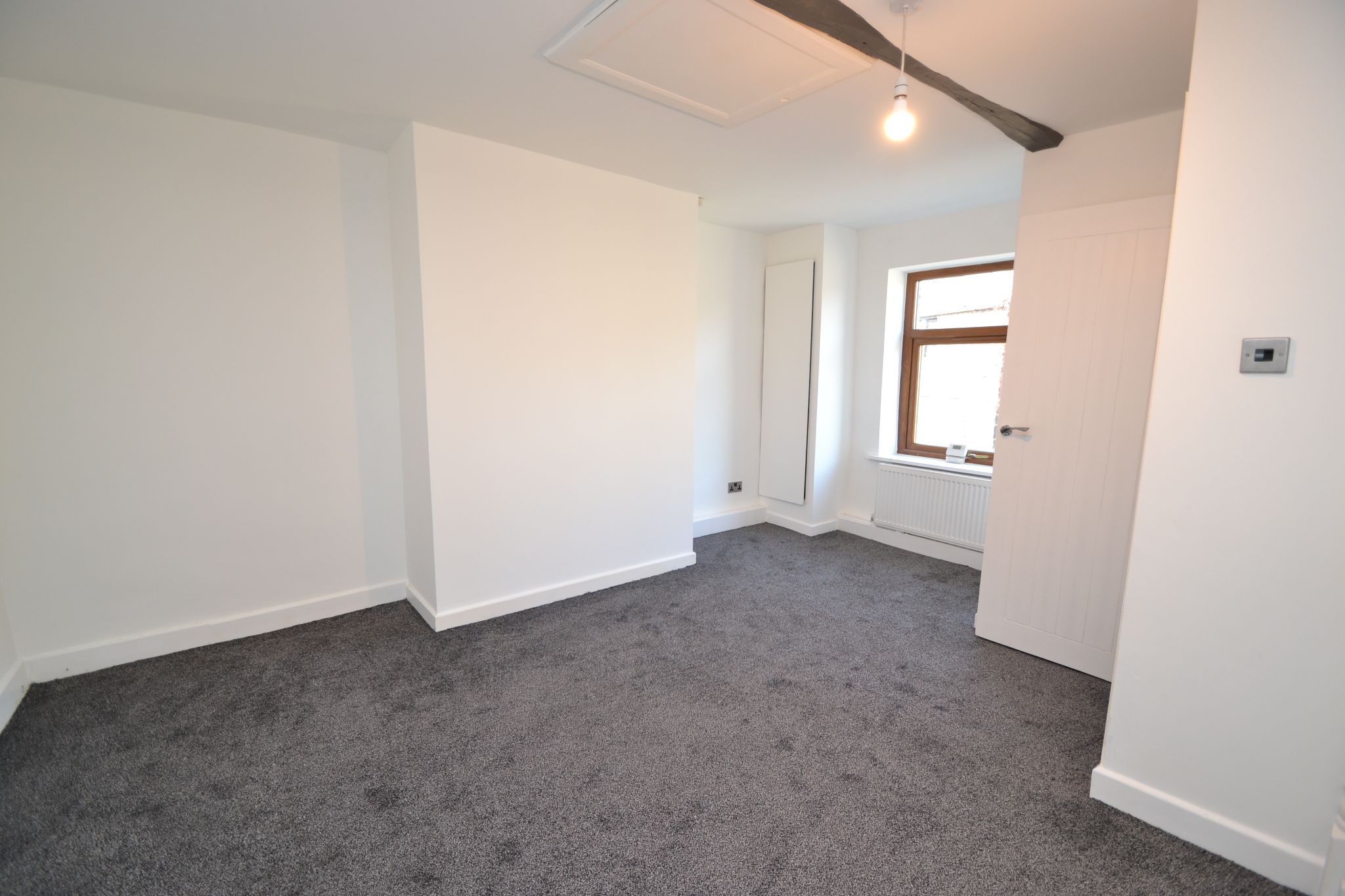 1 Bedroom Cottage House For Sale in 17 Westfield Lane, Idle, BD10