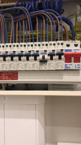 wilson electrical services Ltd - Electrician in London