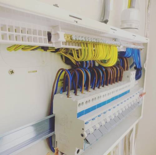 M&M Electrical Solutions Ltd - Electrician in London